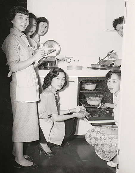 Japanese War Brides Across A Wide Divide